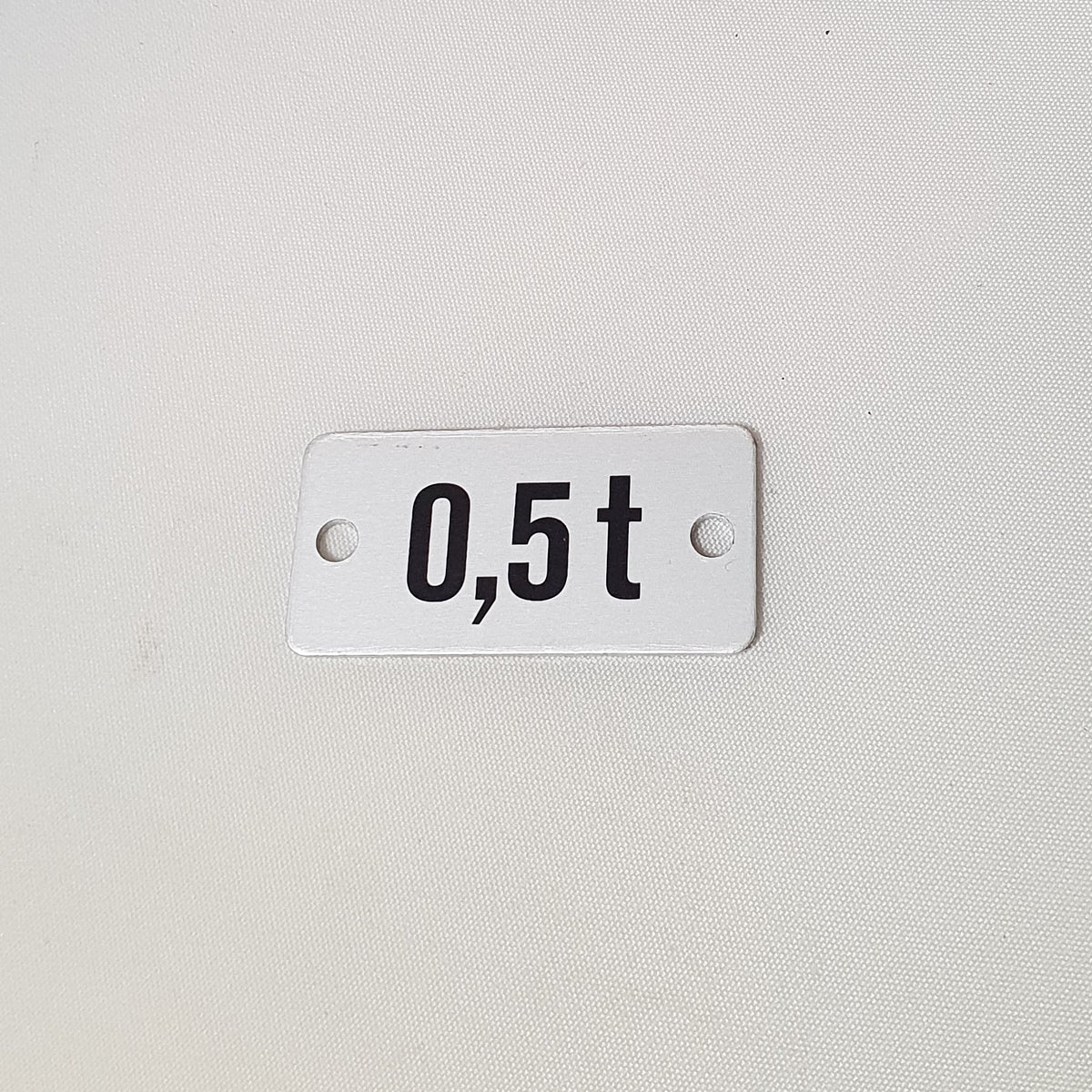 Load plate 0.5t 18x37mm – GIS Spares