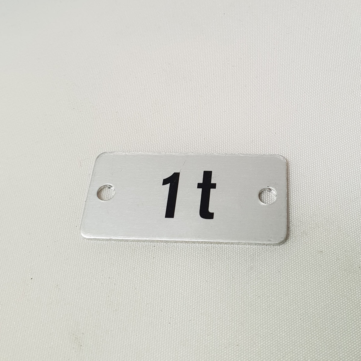 Load plate 1t 18x37mm – GIS Spares