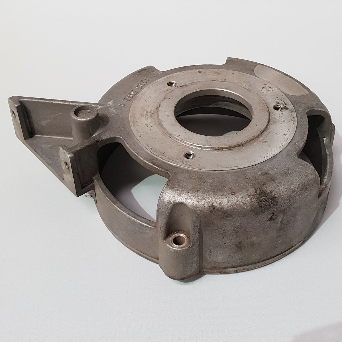 Motor end plate EM 100/150 – GIS Spares