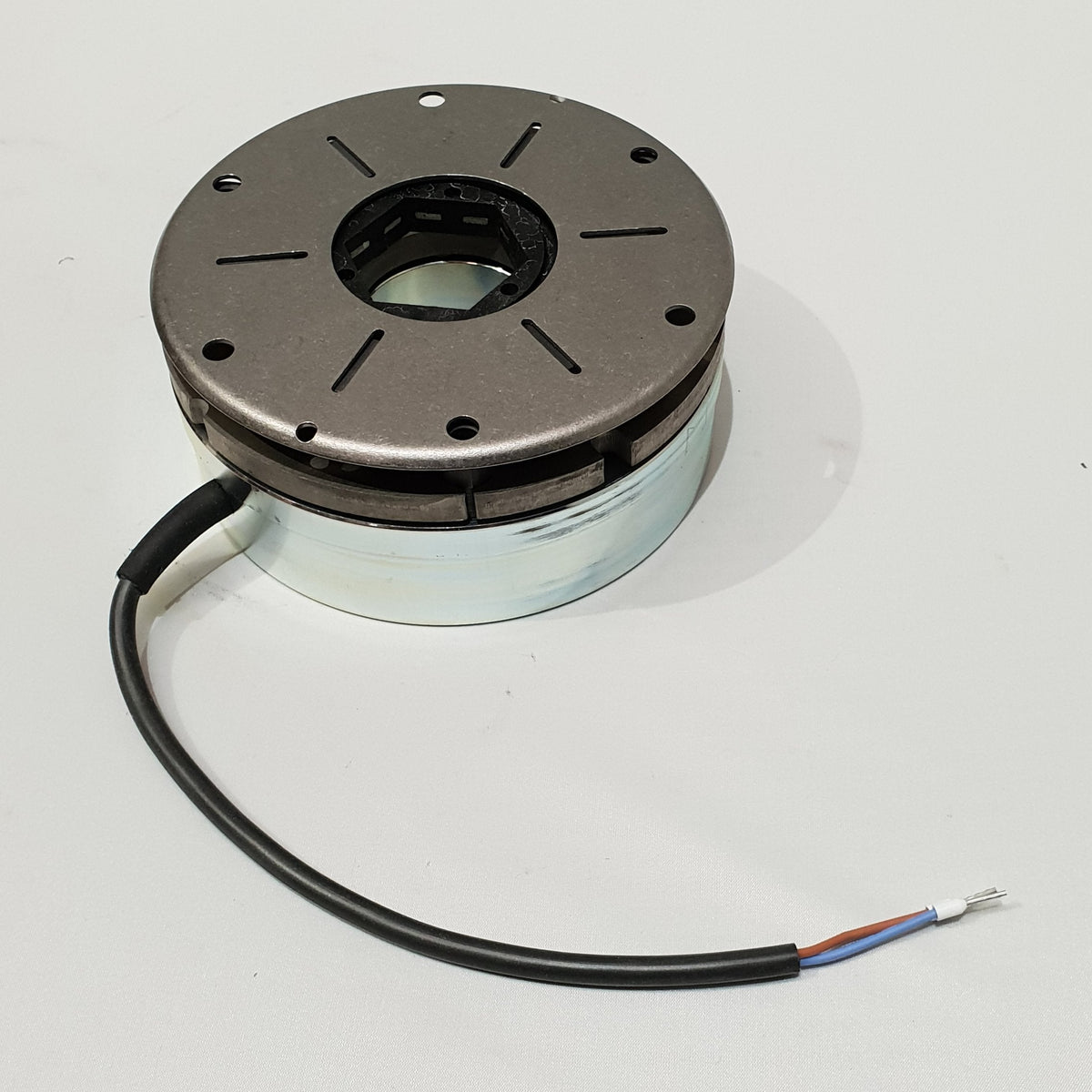 Brake FDB08 7Nm 440-480VAC 50/60Hz – GIS Spares